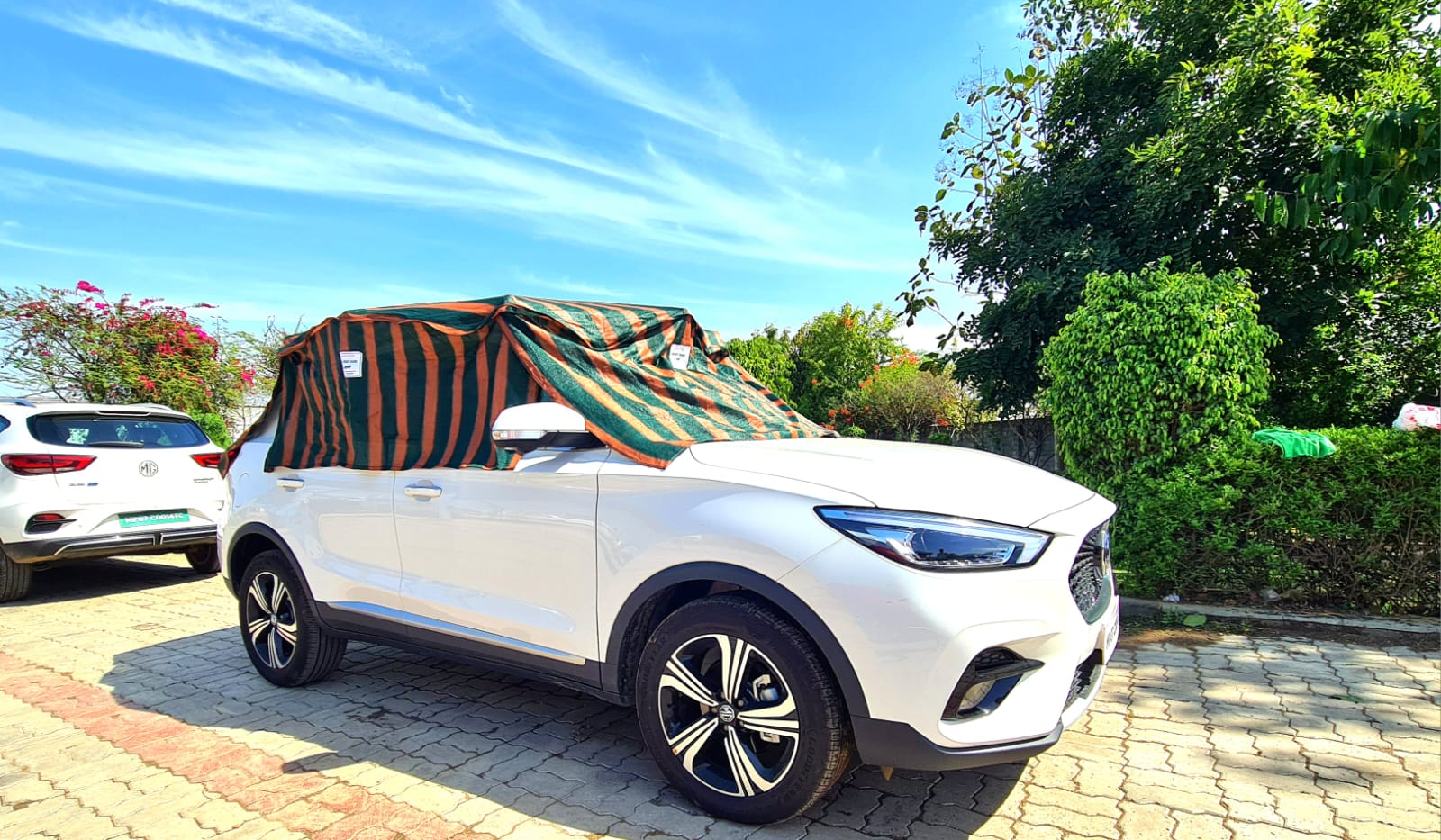 Abhiramee Car Roof Shade